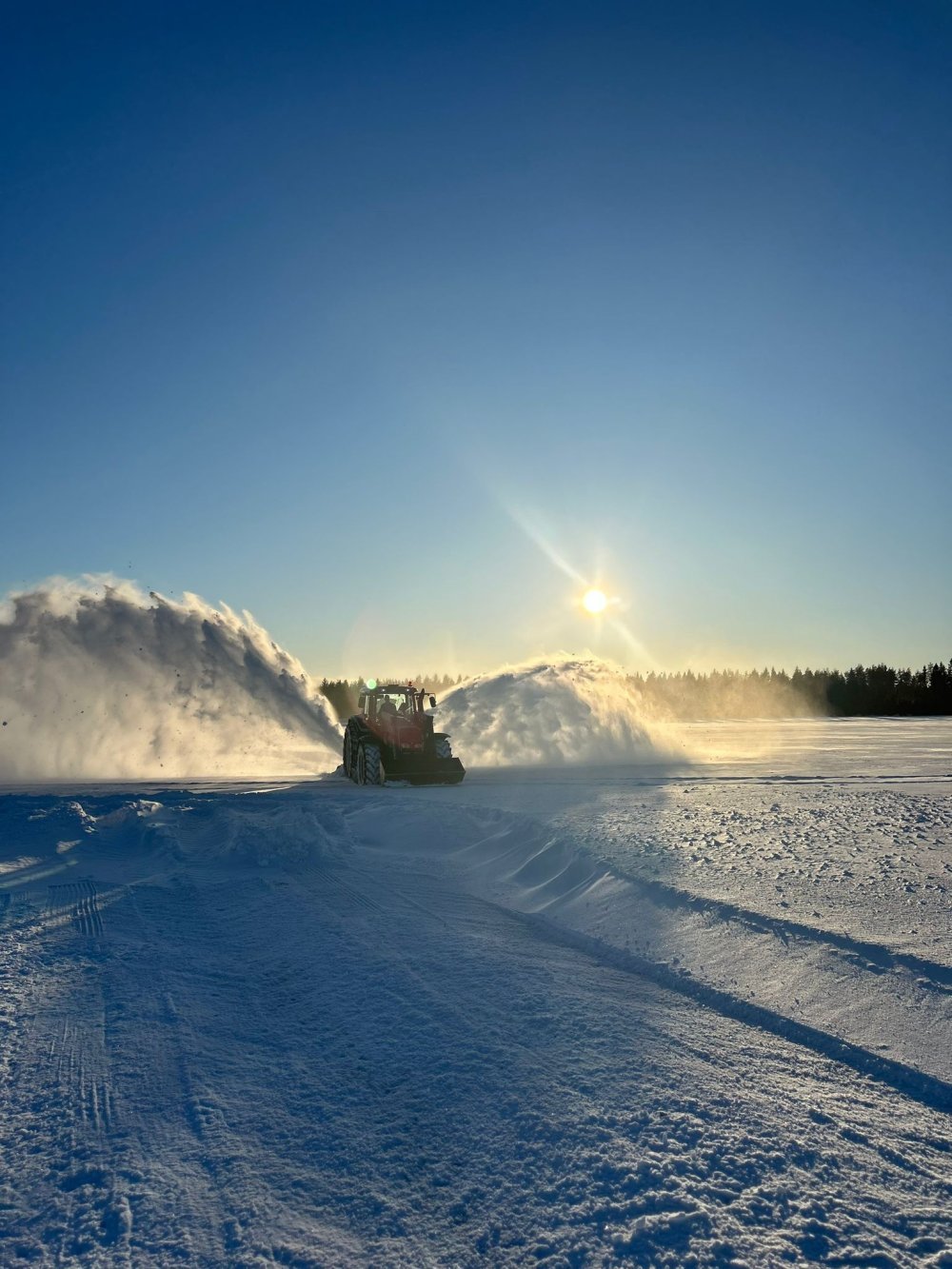 Konetyöt maatilasta lumitöihin Haapavedeltä - Metase Oy